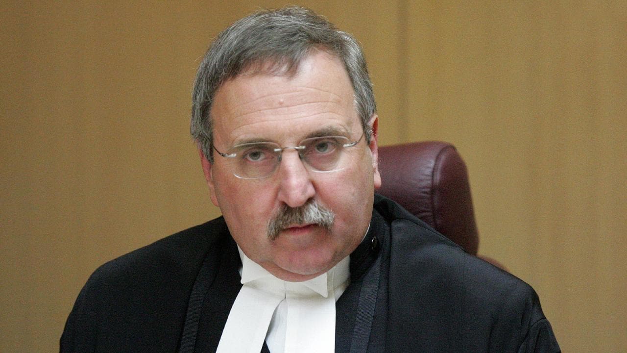 At-risk kids spark stoush over welfare and parenting | Family Law ...